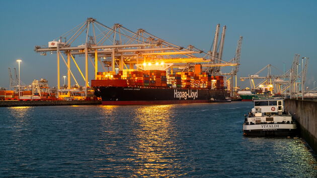 2025 Annual Report Port of Rotterdam Authority: ‘Working on a resilient ...
